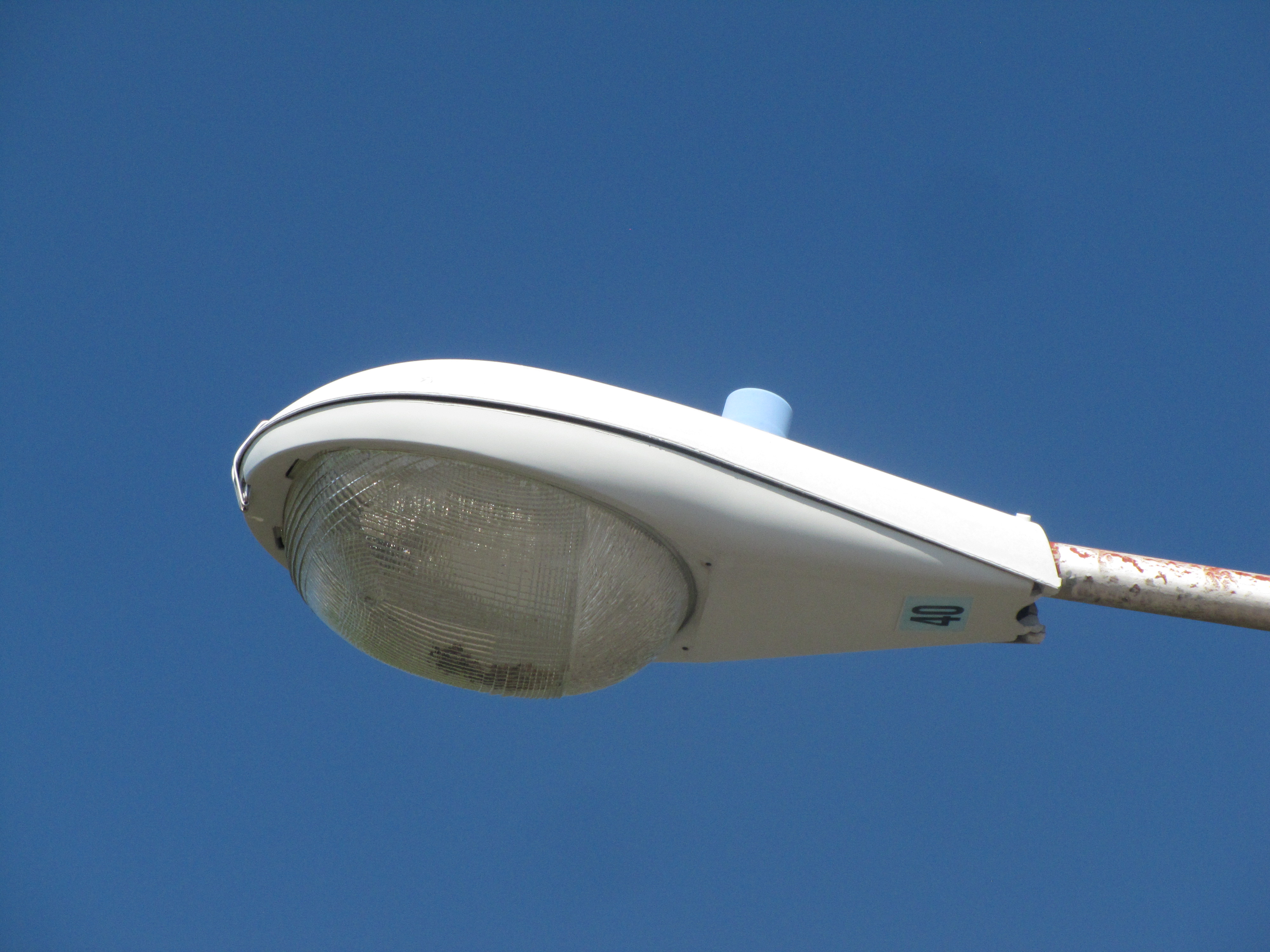 The Overhead Streetlights of the Local Streets Part 2: Clamshells and ...