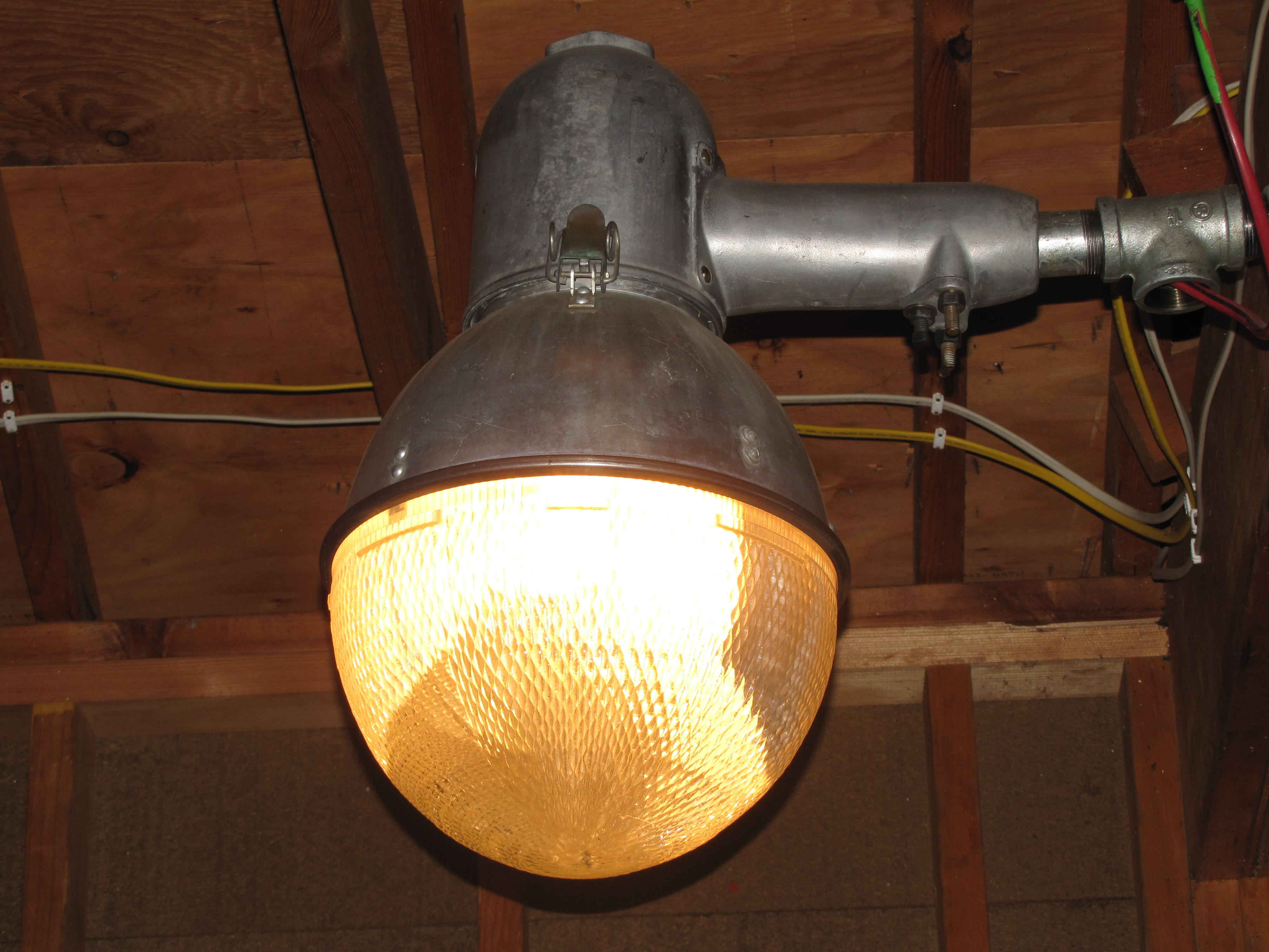 The Overhead Streetlights of Local Streets, Part 1 - Streets.mn