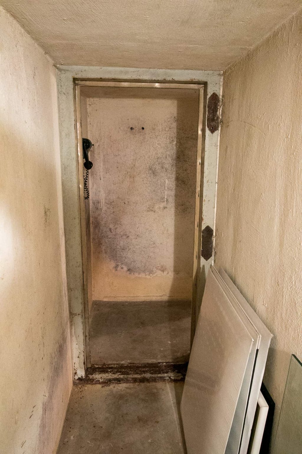 A Surprise Under the Basement - Streets.mn