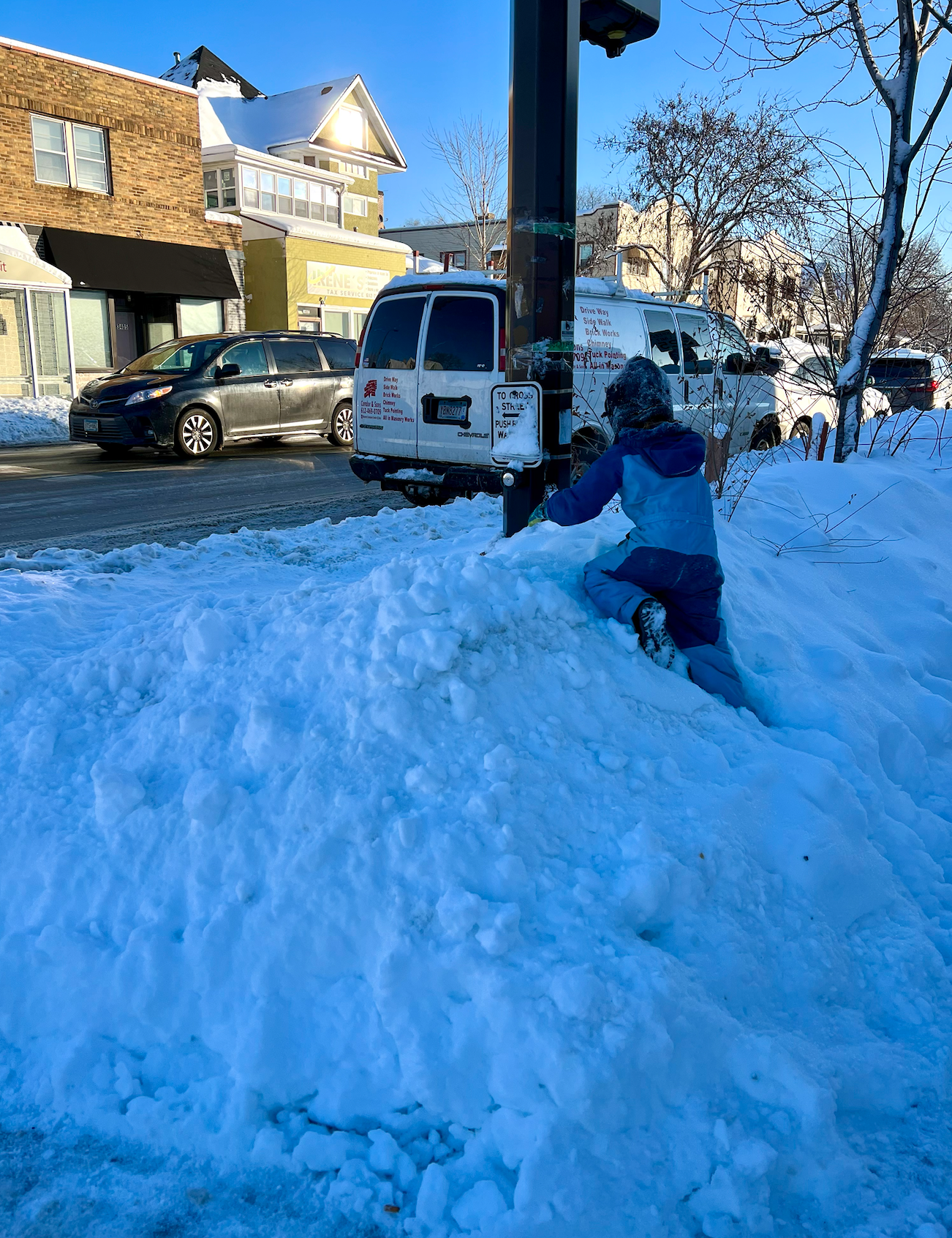 In Support of Municipal Sidewalk Plowing in Minneapolis - Streets.mn